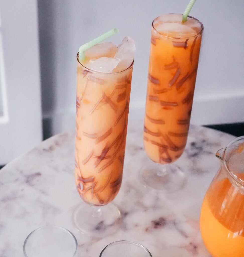 Fizzy Thai Tea - Francesca Zani